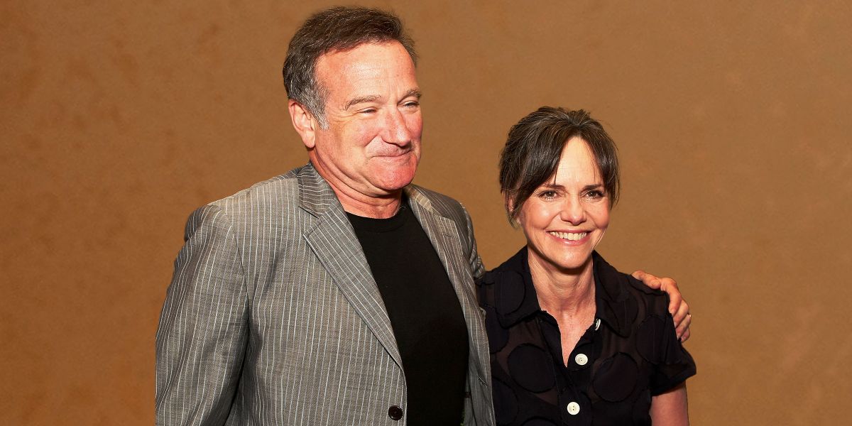 Robin Williams hat „Mrs. Doubtfire“-Co-Star Sally Field für einen Tag ...