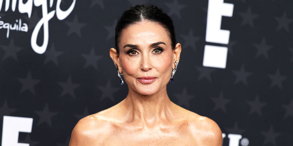 Demi Moore, 62, verblüfft in einem bunten "Mosaik"-Kleid bei den BAFTA ...